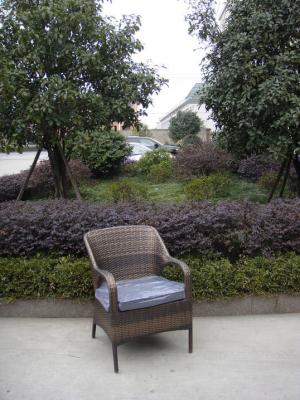 China (5pcs)=4pcs chair+1pcs table. for sale