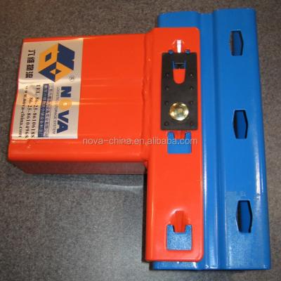 China 50-75mm Pitch Beam Heavy Duty Pallet Racking Customized Beam Length for sale
