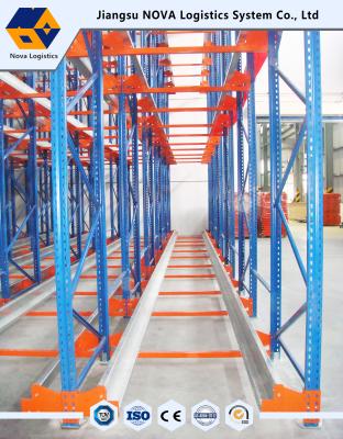 China High Density Warehouse Shuttle Pallet Racking with Durable Steel , Blue Red for sale