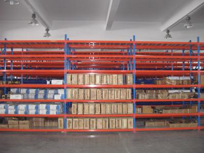 China Industrial Medium Duty Shelving With High Strength Closed Steel Panel for sale