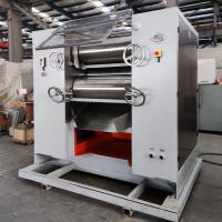 China 3000 KG Per Hour Fully Automatic Industrial Three Roll Mill Triple Roller Mill Machine for sale