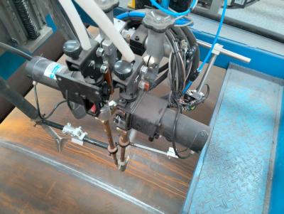 China Double platformsdouble  Type Flexible Combination for Welding Automatic Manipulator and MIG/MAG Welding Method for sale