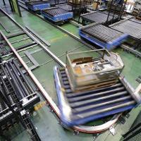 China Industrial Aluminum Profile Rail-Type Shuttle Car 76mm Roller Conveyor for Long-Distance Material Transport for sale