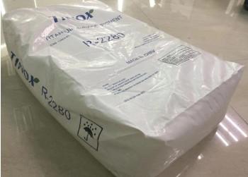 China Tinox R-2280 98.2% TiO2 Titanium Dioxide Masterbatch Grade Pigment for Polystyrene PS and Plastic Applications for sale