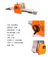 China 380A 520A0630E Vertical Dough Sheeter with Aluminum and Plastic European Design for Commercial Bakeries for sale