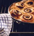China 1-Layer 2 Tray Stainless Steel Commercial Pizza Bread Oven 860x650x220mm 220V for sale