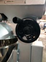 China Stainless Steel Commercial Food Mixer 450x432x680mm 220V Bread Dough Mixer for sale