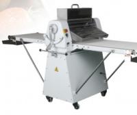 China Foldable Electric Dough Sheeter Machine 0.75KW 220V/380V Commercial Bakery Equipment Space Saving for sale