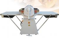 China Commercial Dough Sheeter 220V 380V 0.75KW High Productivity Electric Bakery Equipment for sale