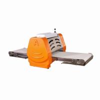 China Mini Dough Sheeter GL-370 370mm Roller 0.4KW Commercial Kitchen Equipment for sale