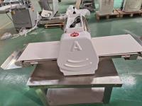 China GLEAD GL-370 Mini Dough Sheeter 370mm Roller Width 75kg N.W for Commercial Kitchen Dough Pressing for sale