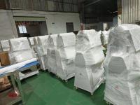 China Commercial Vertical Dough Sheeter 0.75kw 6.5kg Max Dough Weight 220V/380V for sale