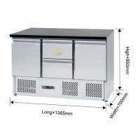 China SS304 3 Doors Worktable Chiller 220-240V 2N 50HZ 1365x700x1415mm Industrial Refrigeration for sale