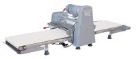 China Commercial Two-Way Dough Sheeter Machine 220V 0.75Kw for Pizza & Bakery Dough Processing for sale