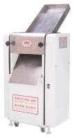 China Commercial Stainless Steel Electrical Noodle Maker 0.75-2.2Kw with 10-45kg/h Production Capacity for sale