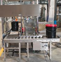China Automatic Liquid Weighing Filling Machine 20L Plastic Bucket Viscous Material Agrochemical Disinfectant Diaphragm Conveyor for sale