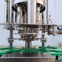 China Automatic Plastic Bottle Cap Sealing Capping Screwing Machine for Pet Bottles With Conveyor for sale