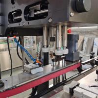 China Automatic Bottle Screw Capping Machine Plastic Bottle with Conveyor 4 Wheel Sealing Machine for sale