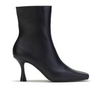 China LWG Certified Black Leather Ankle Boots Women 9cm Heel Self Counter Heel Cover for sale