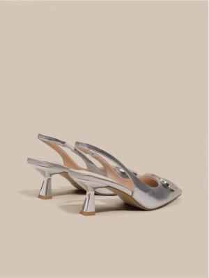 China Women's Chunky Heel Dress Shoes Apricot Leather Strap 5cm Heel for sale