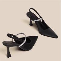 China Women's Chunky Heel Dress Shoes Apricot Leather Strap 9cm Heel for sale