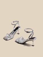 China Women's Chunky Heel Dress Shoes Apricot Leather Strap 9cm Heel for sale
