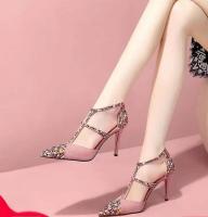 China Women's Chunky Heel Dress Shoes Apricot Leather Strap Design 7cm Heel for sale