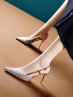 China Women's Chunky Heel Dress Shoes Apricot Leather Strap 7cm Heel for sale