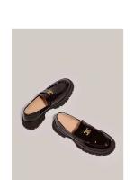 China Fashion Black Flat Loafer Shoes 4CM Heel Height Patent Cowhide Leather Square Toe for sale