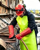 China Adjustable Straps Water Jetting Apron Lightweight Protective Safety Clothes High Visibility for sale