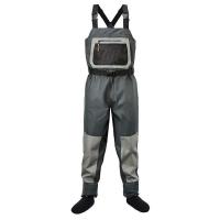 China Waterproof PVC Waders Breathable Cold Water Waders Ergonomic For Hunting Fly Fishing for sale