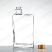 China Whisky Guitar Shaped Glass Bottle With Healthy Lead Free Glass Material for sale