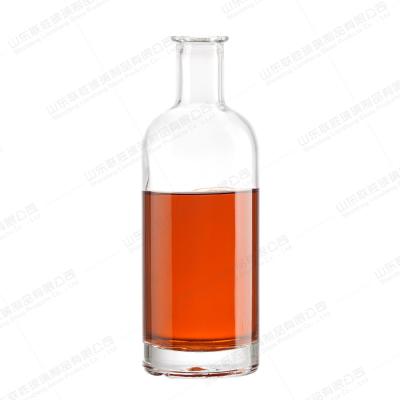 China Body Material Glass Customized Transparent Whiskey Bottles for Bar Party Wedding Gifts for sale