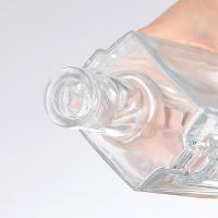 China Square Glass Bottle for Wine Brandy Vodka Whisky Made of Healthy Lead-free Glass for sale