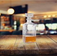 China Custom Size 500ml 700ml 750ml Wine Spirit Bottle Stopper With Logo for sale