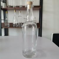 China 700ml 750ml 1000ml Square Glass Bottles with Cork Ideal for Gin Whisky Vodka Red Wine for sale