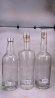 China 700ml 750ml 1000ml Square Glass Bottles with Cork Ideal for Gin Whisky Vodka Red Wine for sale