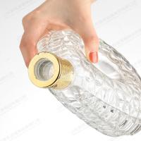 China Clear Glass Wine Bottle With Metal Cap 750ml XO Empty Glass Liquor Whiskey Bottle for sale