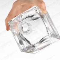 China 750ml Whisky Bottle Made of Healthy Lead-free Glass for from Big Glass Wine Bottle for sale