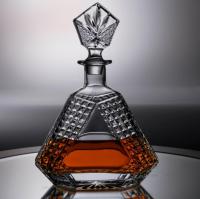 China Clear Whiskey Decanter Glass Crystal Glass Liquor Bottle with Customized Bottle Color for sale