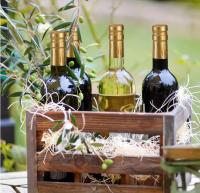 China OEM ODM Custom Wine Bottle Cork With Black Plastic Top Gold PVC Shrink Capsule for sale