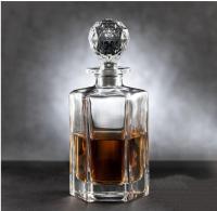 China Modern Wine Decanter Clear Glass Finished Decanter Glass Crystal Whiskey Decanter Gift for sale