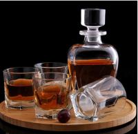China Modern Wine Decanter Clear Glass Finished Decanter Glass Crystal Whiskey Decanter Gift for sale