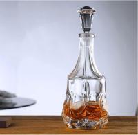 China Custom Logo Glass Decanter Stopper for Beverage XO Glass Bottle Drinking Bottle for sale