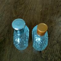 China Small Empty Spirit Whisky Wine Bottle SCREW CAP 50ml Mini Glass Alcohol Liquor Bottles for sale