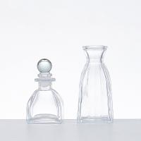 China Healthy Lead-free Glass Clear Creative Unique 8oz 14oz Candle Jars with Lids Manufacture for sale