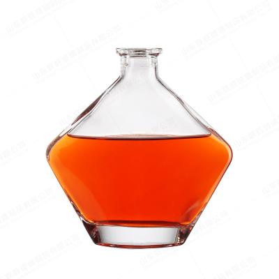 China Bottle Material Healthy Lead-free Glass Clear 750ml Wine Glass Bottle for Whisky Vodka for sale