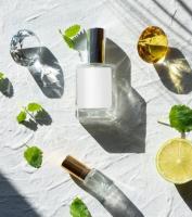 China Custom Size Accepted 10ml 30ml 50ml Unique Luxury Perfume Glass Bottles Spherical for sale