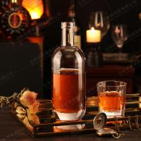 China Acceptable Customer's Logo Transparent Boston Round Glass Bottle 700ml 750ml 1000ml for sale