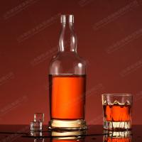 China Clear Glass Wine Bottle with Lid 350ml 500ml 750ml 1000ml Capacity Durable and Sturdy for sale